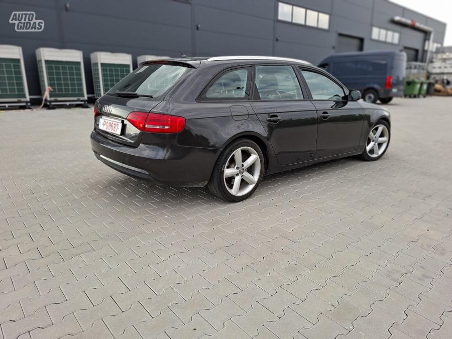 Pelēks Audi A4 2013 Kauņa, ar dzinēja tilpumu 2.00 L un nobraukumu 340 tūkst. km par 6666 €, foto 12 vietnē AUTOMOTO.COM.LV