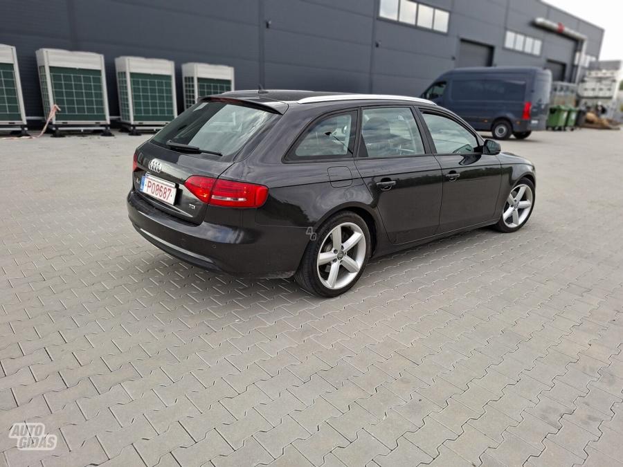 Pelēks Audi A4 2013 Kauņa, ar dzinēja tilpumu 2.00 L un nobraukumu 340 tūkst. km par 6666 €, foto 13 vietnē AUTOMOTO.COM.LV