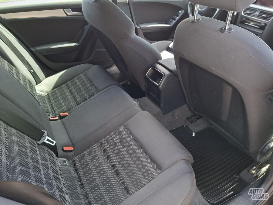 Pelēks Audi A4 2013 Kauņa, ar dzinēja tilpumu 2.00 L un nobraukumu 340 tūkst. km par 6666 €, foto 19 vietnē AUTOMOTO.COM.LV