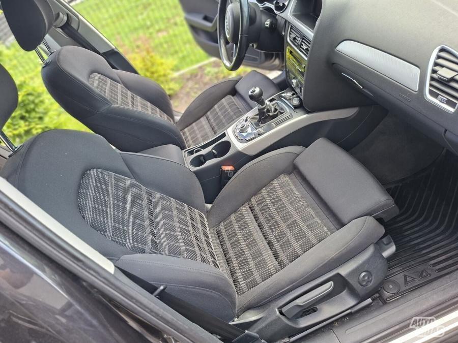 Pelēks Audi A4 2013 Kauņa, ar dzinēja tilpumu 2.00 L un nobraukumu 340 tūkst. km par 6666 €, foto 21 vietnē AUTOMOTO.COM.LV