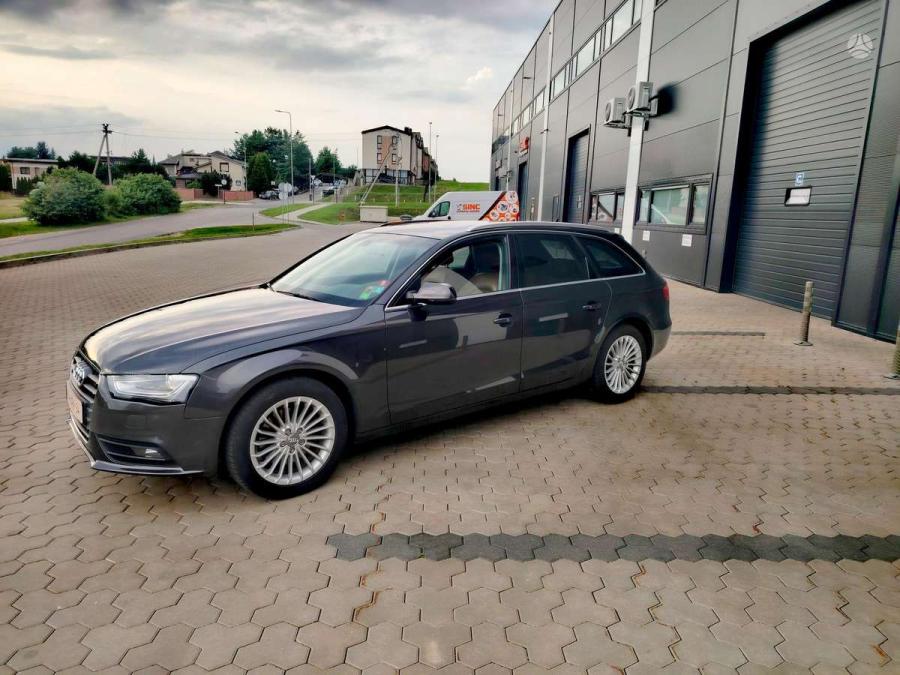 Grey Audi A4 2013 in Vilnius, with an engine capacity of 1.80 L and mileage of 287 thousand km for 6600 €, photo 13 on AUTOMOTO.COM.LV