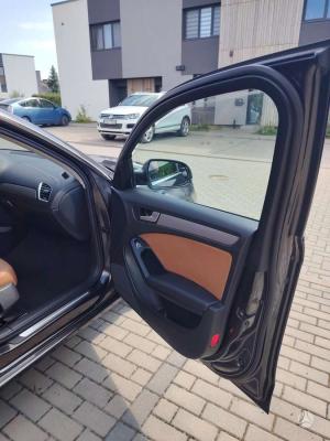 Grey Audi A4 2013 in Vilnius, with an engine capacity of 1.80 L and mileage of 287 thousand km for 6600 €, photo 18 on AUTOMOTO.COM.LV
