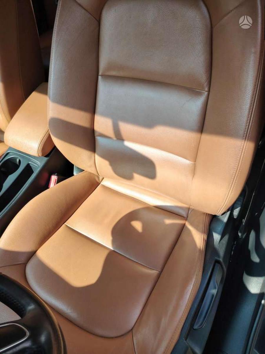 Grey Audi A4 2013 in Vilnius, with an engine capacity of 1.80 L and mileage of 287 thousand km for 6600 €, photo 42 on AUTOMOTO.COM.LV