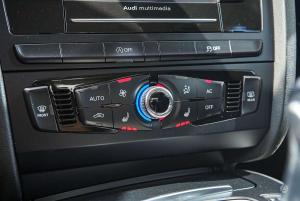 Grey Audi A4 2013 in Marijampole, with an engine capacity of 1.97 L and mileage of 307 thousand km for 6950 €, photo 18 on AUTOMOTO.COM.LV