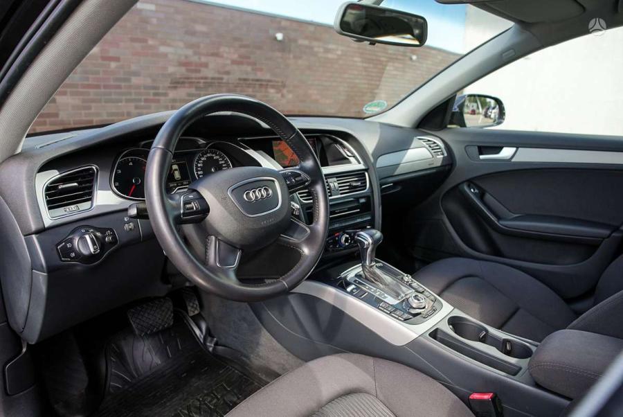 Grey Audi A4 2013 in Marijampole, with an engine capacity of 1.97 L and mileage of 307 thousand km for 6950 €, photo 23 on AUTOMOTO.COM.LV