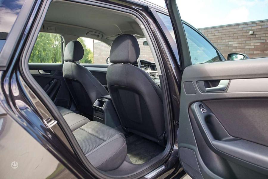 Grey Audi A4 2013 in Marijampole, with an engine capacity of 1.97 L and mileage of 307 thousand km for 6950 €, photo 30 on AUTOMOTO.COM.LV