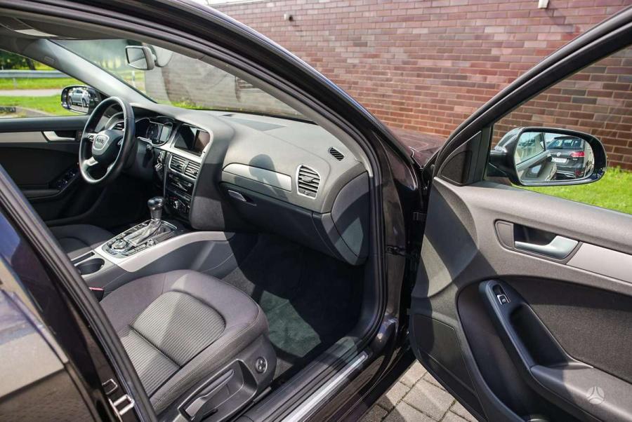 Grey Audi A4 2013 in Marijampole, with an engine capacity of 1.97 L and mileage of 307 thousand km for 6950 €, photo 32 on AUTOMOTO.COM.LV