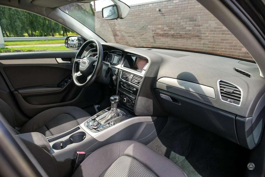 Grey Audi A4 2013 in Marijampole, with an engine capacity of 1.97 L and mileage of 307 thousand km for 6950 €, photo 33 on AUTOMOTO.COM.LV