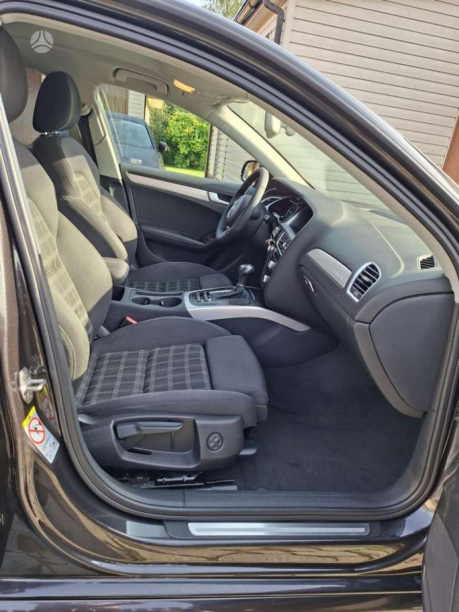 Pelēks Audi A4 2013 Viļņa, ar dzinēja tilpumu 1.97 L un nobraukumu 290 tūkst. km par 6850 €, foto 11 vietnē AUTOMOTO.COM.LV