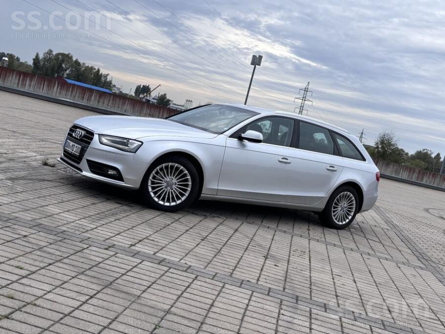 Pelēks Audi A4 2013 Rīga, ar dzinēja tilpumu 2.00 L un nobraukumu 219 tūkst. km par 7000 €, foto 3 vietnē AUTOMOTO.COM.LV