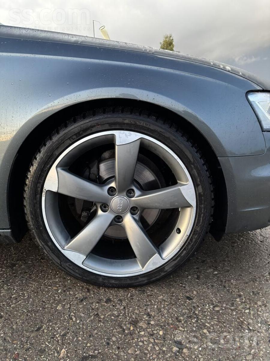 Grey Audi A4 2013 in Riga, with an engine capacity of 3.00 L and mileage of 194 thousand km for 7999 €, photo 8 on AUTOMOTO.COM.LV