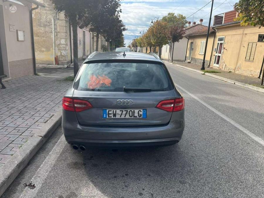 Pelēks Audi A4 2014 Šauļi, ar dzinēja tilpumu 1.97 L un nobraukumu 275 tūkst. km par 5200 €, foto 4 vietnē AUTOMOTO.COM.LV