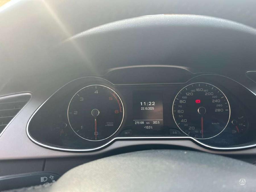 Pelēks Audi A4 2014 Šauļi, ar dzinēja tilpumu 1.97 L un nobraukumu 275 tūkst. km par 5200 €, foto 7 vietnē AUTOMOTO.COM.LV