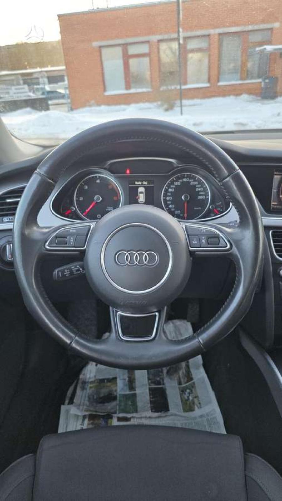 Grey Audi A4 2014 in Siauliai, with an engine capacity of 1.97 L and mileage of 273 thousand km for 7950 €, photo 19 on AUTOMOTO.COM.LV