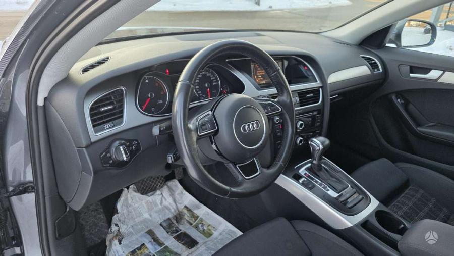 Grey Audi A4 2014 in Siauliai, with an engine capacity of 1.97 L and mileage of 273 thousand km for 7950 €, photo 20 on AUTOMOTO.COM.LV