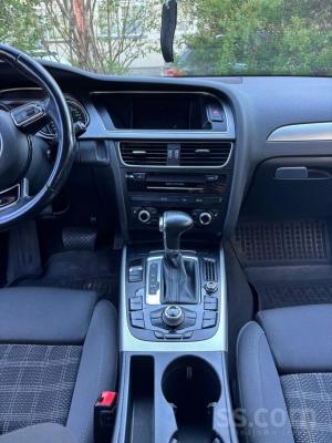 Pelēks Audi A4 2014 Bauska, ar dzinēja tilpumu 2.00 L un nobraukumu 401 tūkst. km par 5800 €, foto 11 vietnē AUTOMOTO.COM.LV