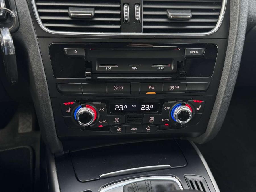 Pelēks Audi A4 2014 Viļņa, ar dzinēja tilpumu 1.97 L un nobraukumu 243 tūkst. km par 8900 €, foto 9 vietnē AUTOMOTO.COM.LV