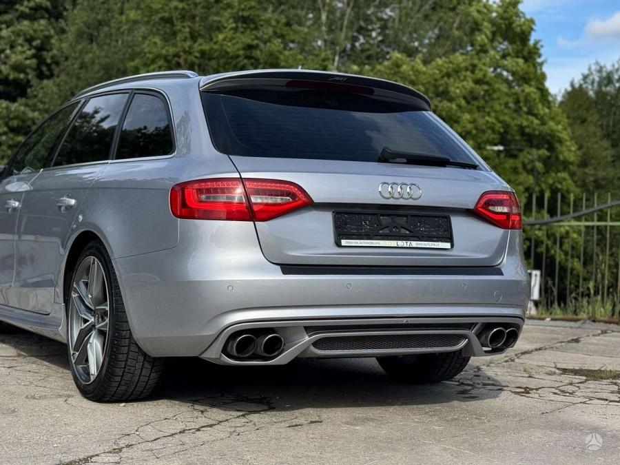 Pelēks Audi A4 2014 Viļņa, ar dzinēja tilpumu 1.97 L un nobraukumu 243 tūkst. km par 8900 €, foto 14 vietnē AUTOMOTO.COM.LV