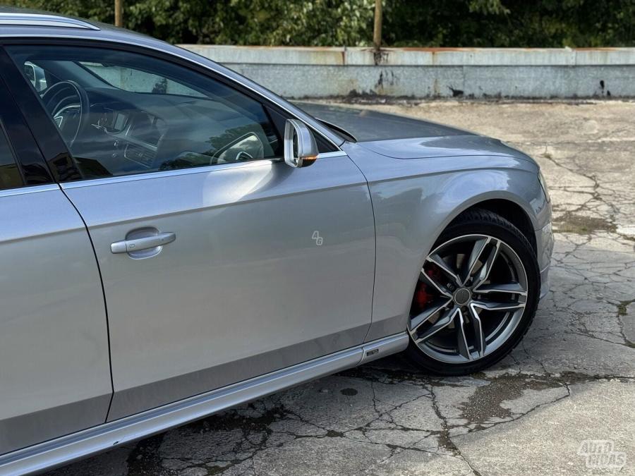 Pelēks Audi A4 2014 Viļņa, ar dzinēja tilpumu 2.00 L un nobraukumu 243 tūkst. km par 8900 €, foto 20 vietnē AUTOMOTO.COM.LV