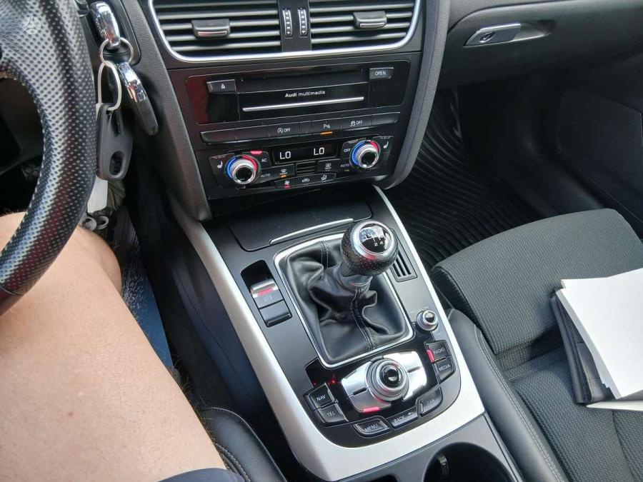 Grey Audi A4 2014 in Marijampole, with an engine capacity of 2.97 L and mileage of 252 thousand km for 6850 €, photo 30 on AUTOMOTO.COM.LV