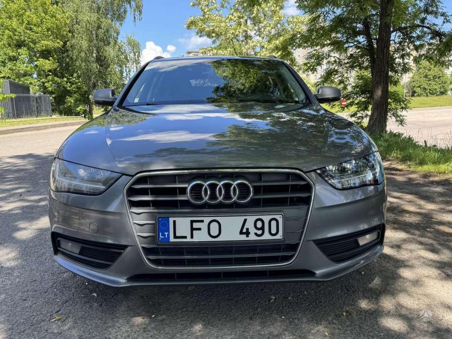 Grey Audi A4 2014 in Kaunas, with an engine capacity of 1.97 L and mileage of 300 thousand km for 6000 €, photo 3 on AUTOMOTO.COM.LV