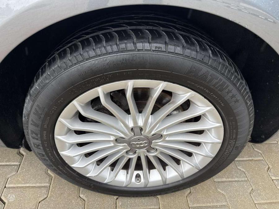 Grey Audi A4 2014 in Siauliai, with an engine capacity of 1.97 L and mileage of 270 thousand km for 5700 €, photo 20 on AUTOMOTO.COM.LV