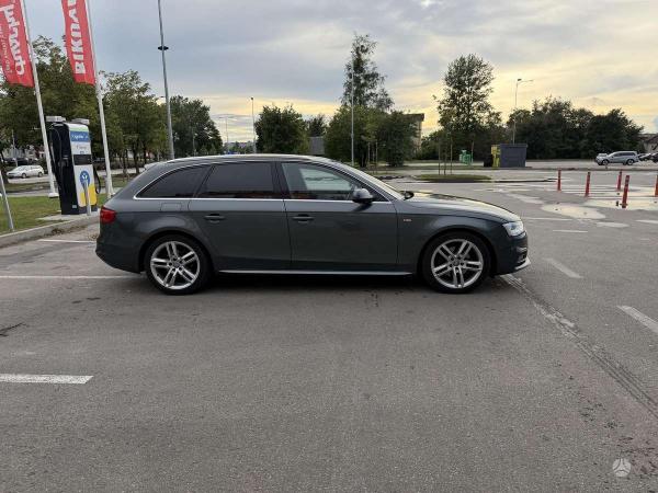 Audi A4 2014 in Jonava on AUTOMOTO.COM.LV Grey Audi A4 2014 in Jonava, with an engine capacity of 2.00 L and mileage of 248 thousand km for 8299 €, photo 3 on AUTOMOTO.COM.LV