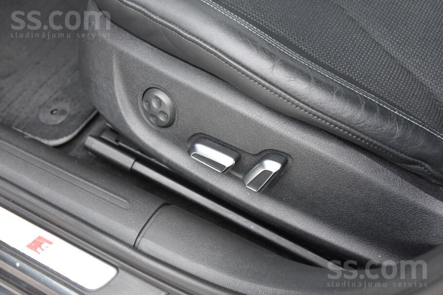 Pelēks Audi A4 2014 Rīga, ar dzinēja tilpumu 3.00 L un nobraukumu 212 tūkst. km par 11990 €, foto 11 vietnē AUTOMOTO.COM.LV