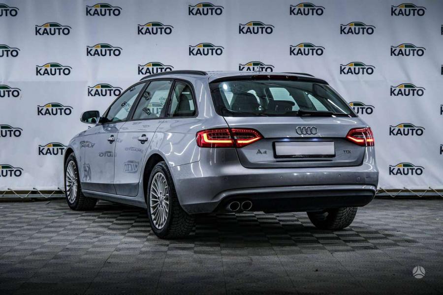 Pelēks Audi A4 2014 Kauņa, ar dzinēja tilpumu 2.00 L un nobraukumu 273 tūkst. km par 8890 €, foto 5 vietnē AUTOMOTO.COM.LV