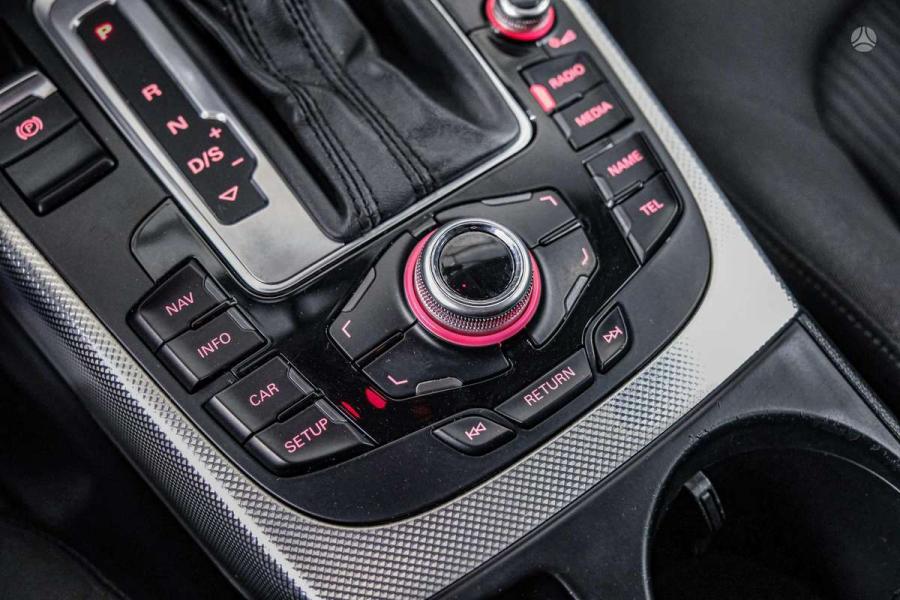 Pelēks Audi A4 2014 Kauņa, ar dzinēja tilpumu 2.00 L un nobraukumu 273 tūkst. km par 8890 €, foto 21 vietnē AUTOMOTO.COM.LV