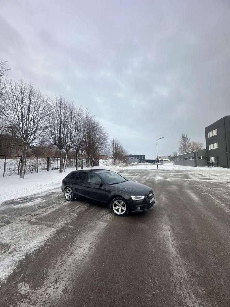 Pelēks Audi A4 2015 Kauņa, ar dzinēja tilpumu 1.97 L un nobraukumu 332 tūkst. km par 7700 €, foto 3 vietnē AUTOMOTO.COM.LV