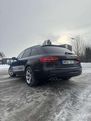Pelēks Audi A4 2015 Kauņa, ar dzinēja tilpumu 1.97 L un nobraukumu 332 tūkst. km par 7700 €, foto 4 vietnē AUTOMOTO.COM.LV