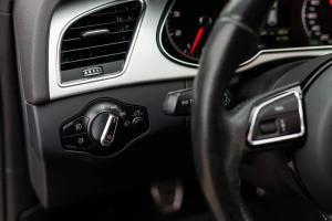 Pelēks Audi A4 2015 Rīga, ar dzinēja tilpumu 2.00 L un nobraukumu 198 tūkst. km par 11500 €, foto 29 vietnē AUTOMOTO.COM.LV