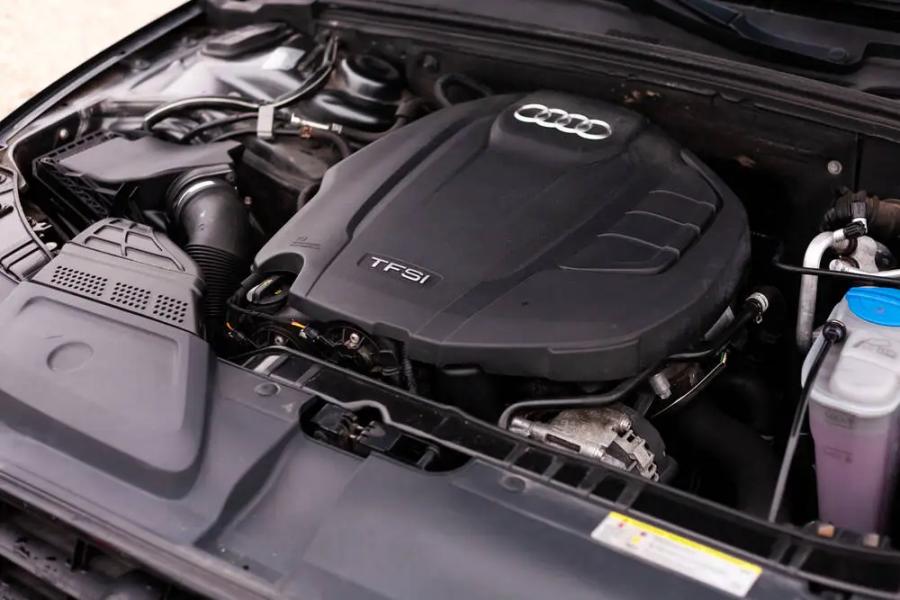 Pelēks Audi A4 2015 Rīga, ar dzinēja tilpumu 2.00 L un nobraukumu 198 tūkst. km par 11500 €, foto 35 vietnē AUTOMOTO.COM.LV