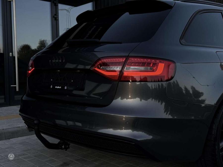 Grey Audi A4 2015 in Siauliai, with an engine capacity of 1.97 L and mileage of 258 thousand km for 9990 €, photo 12 on AUTOMOTO.COM.LV