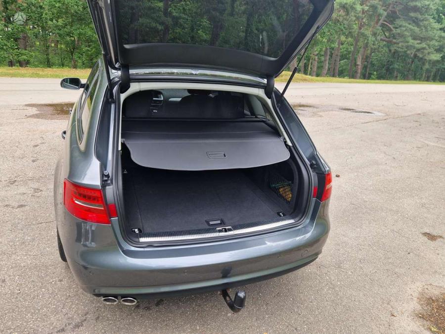 Grey Audi A4 2015 in Kaunas, with an engine capacity of 1.97 L and mileage of 181 thousand km for 8700 €, photo 24 on AUTOMOTO.COM.LV