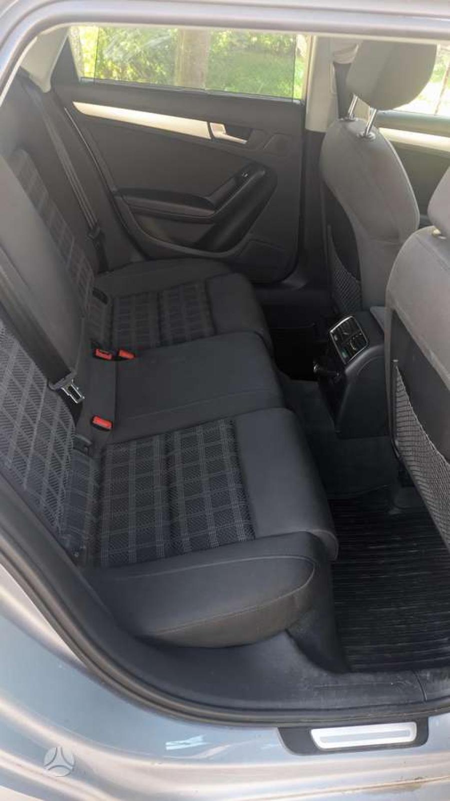 Grey Audi A4 2015 in Kaunas, with an engine capacity of 1.97 L and mileage of 231 thousand km for 9500 €, photo 19 on AUTOMOTO.COM.LV