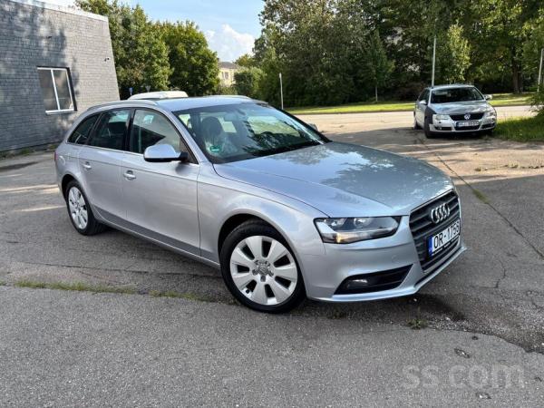Grey Audi A4 2015 in Tukums, with an engine capacity of 2.00 L and mileage of 0 thousand km for 6000 €, photo 4 on AUTOMOTO.COM.LV