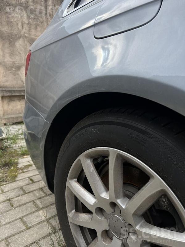 Pelēks Audi A4 2015 Tukums, ar dzinēja tilpumu 2.00 L un nobraukumu 288 tūkst. km par 7000 €, foto 9 vietnē AUTOMOTO.COM.LV