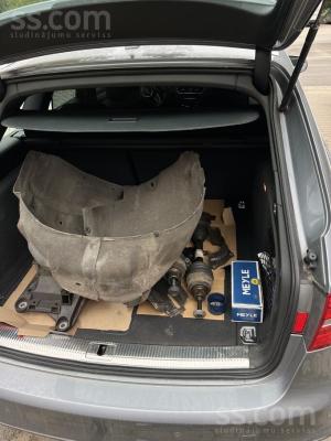 Grey Audi A4 2015 in Tukums, with an engine capacity of 2.00 L and mileage of 288 thousand km for 7000 €, photo 19 on AUTOMOTO.COM.LV