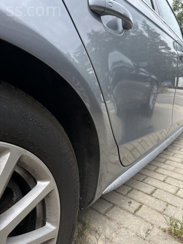 Audi A4 2015 in Tukums on AUTOMOTO.COM.LV Grey Audi A4 2015 in Tukums, with an engine capacity of 2.00 L and mileage of 288 thousand km for 7000 €, photo 10 on AUTOMOTO.COM.LV