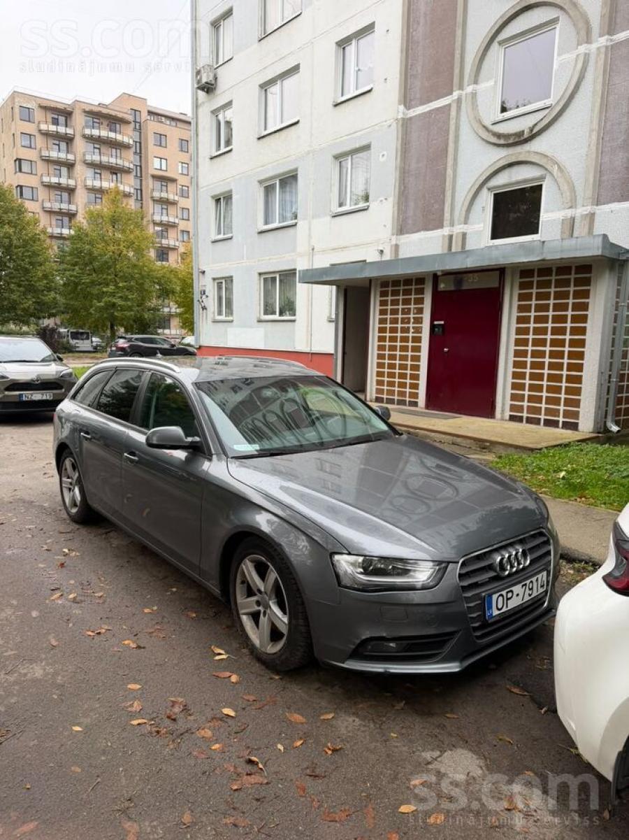 Grey Audi A4 2015 in Riga, with an engine capacity of 2.00 L and mileage of 312 thousand km for 7000 €, photo 4 on AUTOMOTO.COM.LV