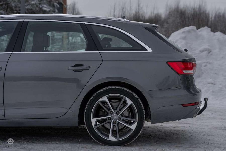 Grey Audi A4 2016 in Vilnius, with an engine capacity of 1.97 L and mileage of 233 thousand km for 12900 €, photo 5 on AUTOMOTO.COM.LV