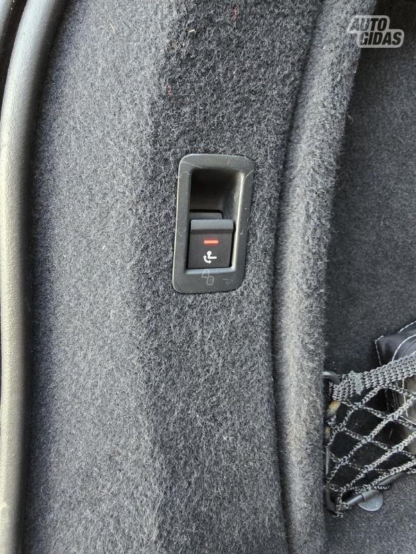 Grey Audi A4 2016 in Vilnius, with an engine capacity of 2.00 L and mileage of 297 thousand km for 10550 €, photo 10 on AUTOMOTO.COM.LV