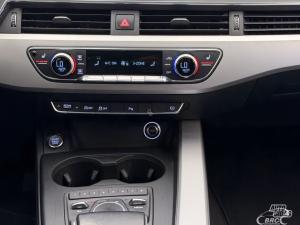 Pelēks Audi A4 2016 Avižieniai, ar dzinēja tilpumu 2.00 L un nobraukumu 217 tūkst. km par 11500 €, foto 15 vietnē AUTOMOTO.COM.LV