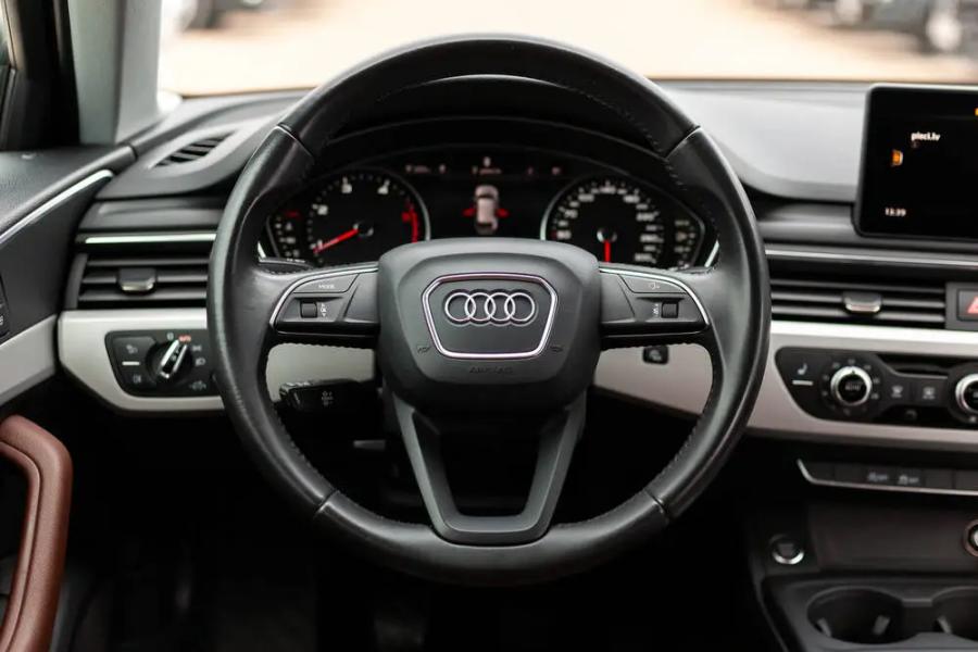 Grey Audi A4 2016 in Riga, with an engine capacity of 2.00 L and mileage of 209 thousand km for 11995 €, photo 25 on AUTOMOTO.COM.LV