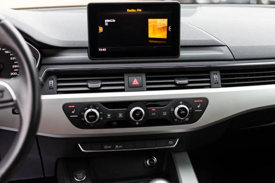 Grey Audi A4 2016 in Riga, with an engine capacity of 2.00 L and mileage of 209 thousand km for 11995 €, photo 32 on AUTOMOTO.COM.LV