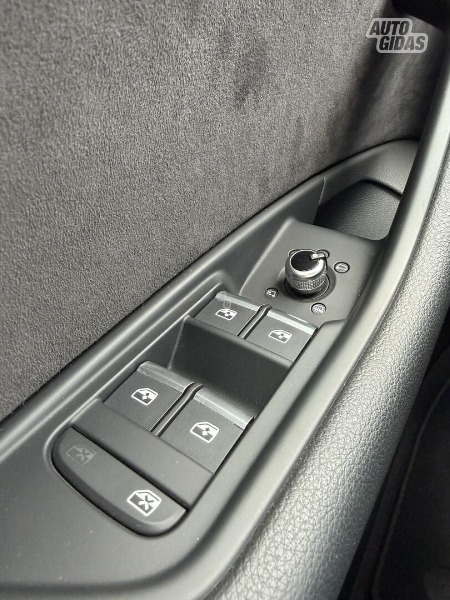 Grey Audi A4 2016 in Vilnius, with an engine capacity of 3.00 L and mileage of 222 thousand km for 16500 €, photo 30 on AUTOMOTO.COM.LV