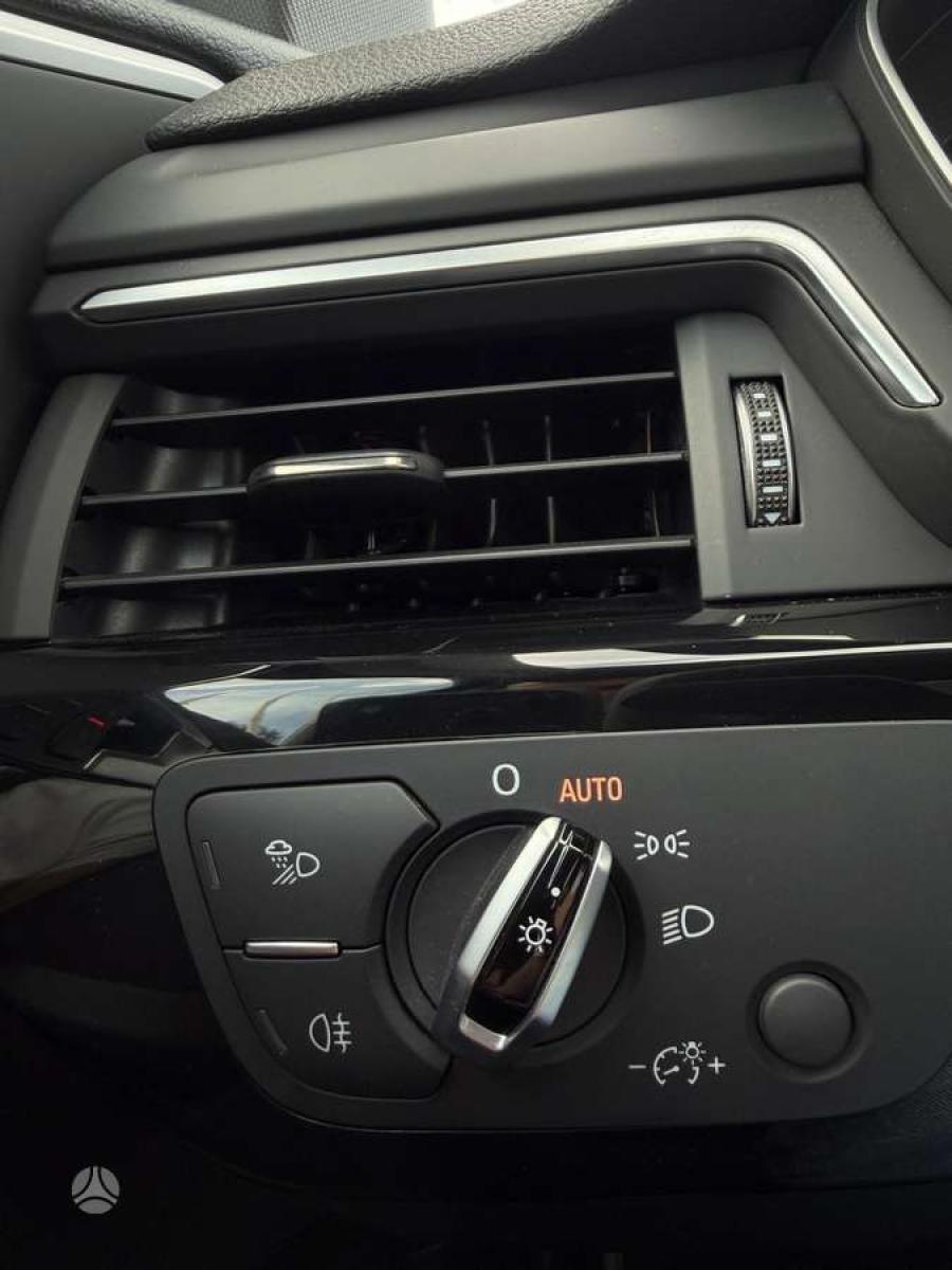Pelēks Audi A4 2016 Viļņa, ar dzinēja tilpumu 2.97 L un nobraukumu 222 tūkst. km par 16500 €, foto 30 vietnē AUTOMOTO.COM.LV