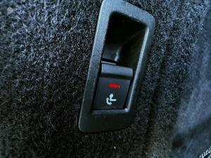 Grey Audi A4 2016 in Kaunas, with an engine capacity of 1.97 L and mileage of 267 thousand km for 11900 €, photo 17 on AUTOMOTO.COM.LV